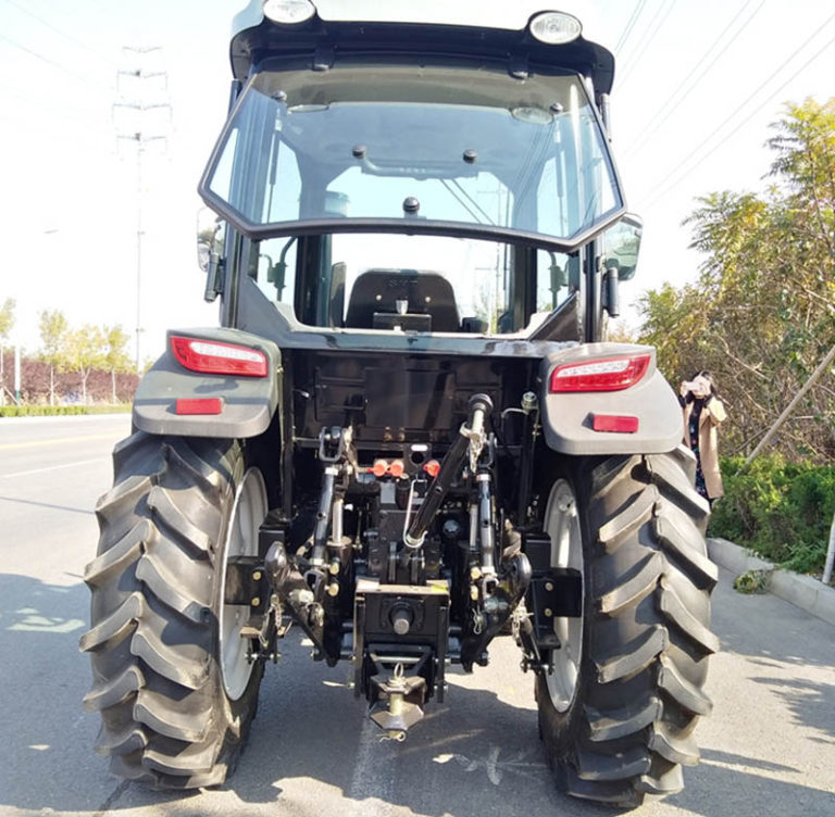 804 Wheel tractor